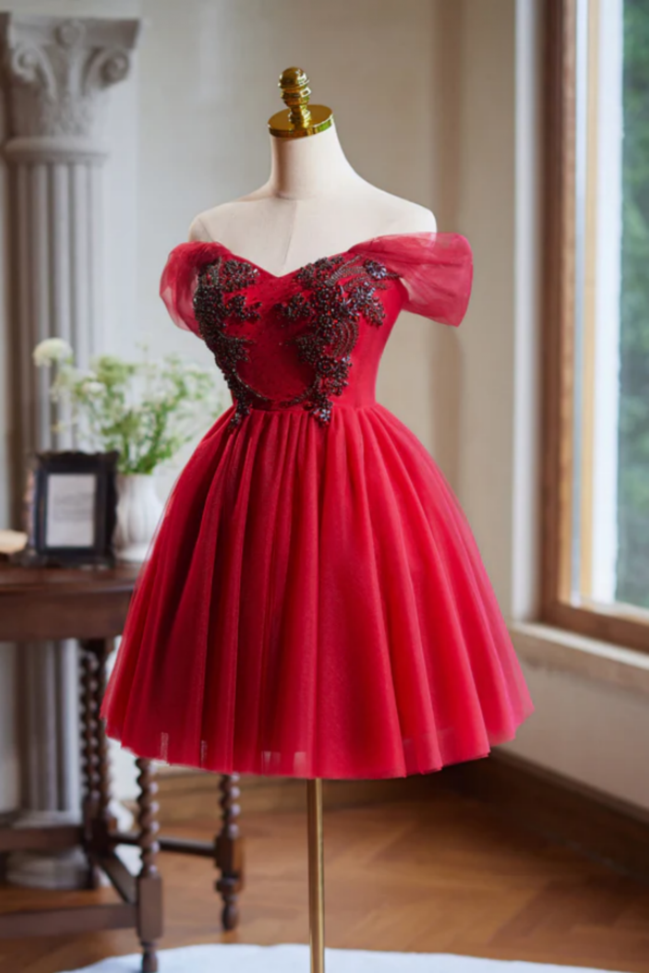 A Line Off Shoulder V Neck Tulle Burgundy Short Prom Dress With Beads ...